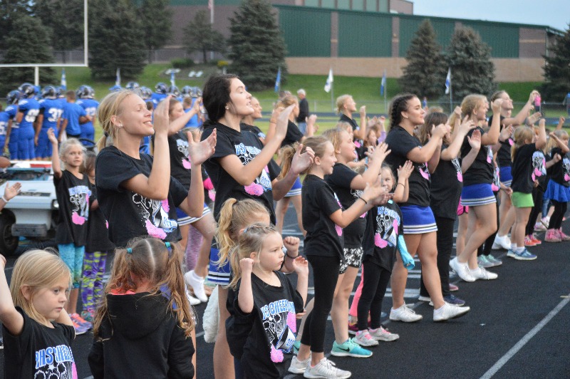 Pierce Public Schools - PHS Cheerleaders Hold a Camp