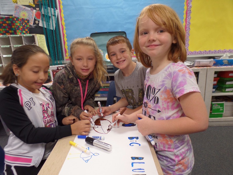 Pierce Public Schools - Teamwork Tuesdays at Pierce Elementary