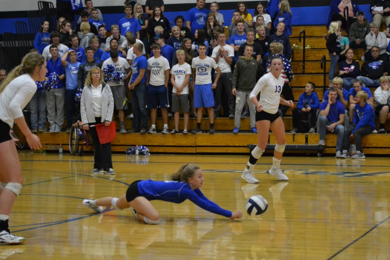 Pierce Public Schools - Lady Jays Volleyball