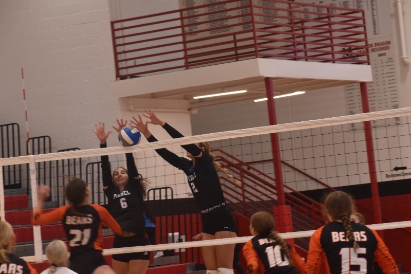 Pierce Public Schools - Lady Jays Volleyball