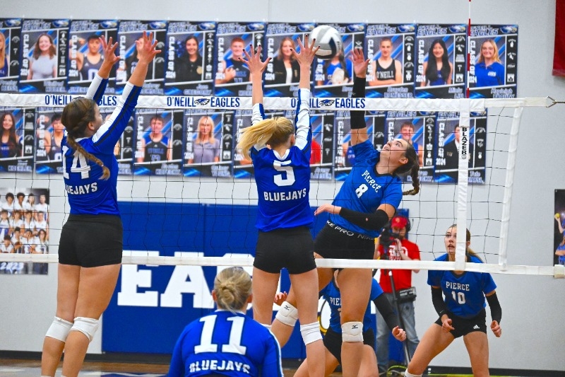 Pierce Public Schools - Lady Jays Volleyball