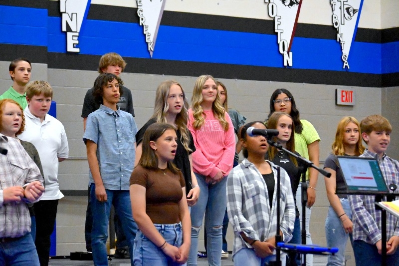 Pierce Public Schools - The Junior and Senior High Choir Perform their ...